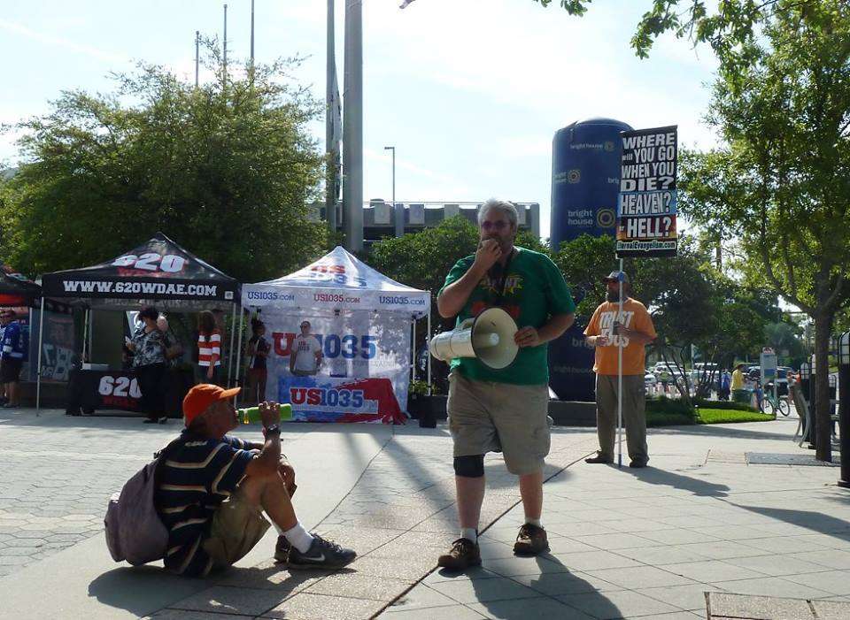 Open Air Preaching - Biblical Evangelism - Eternal Evangelism